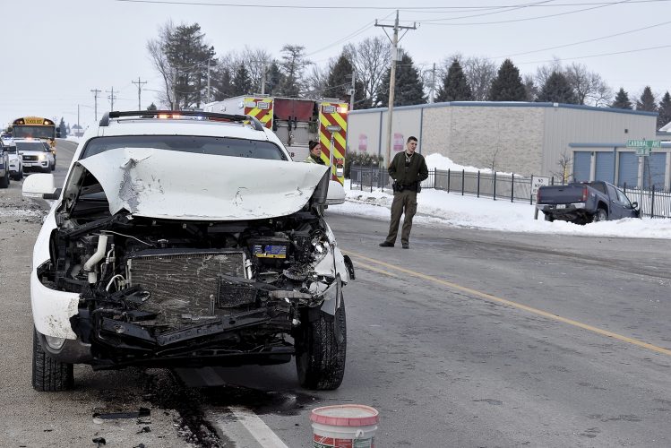 Multiple vehicle crash reported | News, Sports, Jobs - Messenger News Multiple vehicle crash reported | News, Sports, Jobs - Messenger News